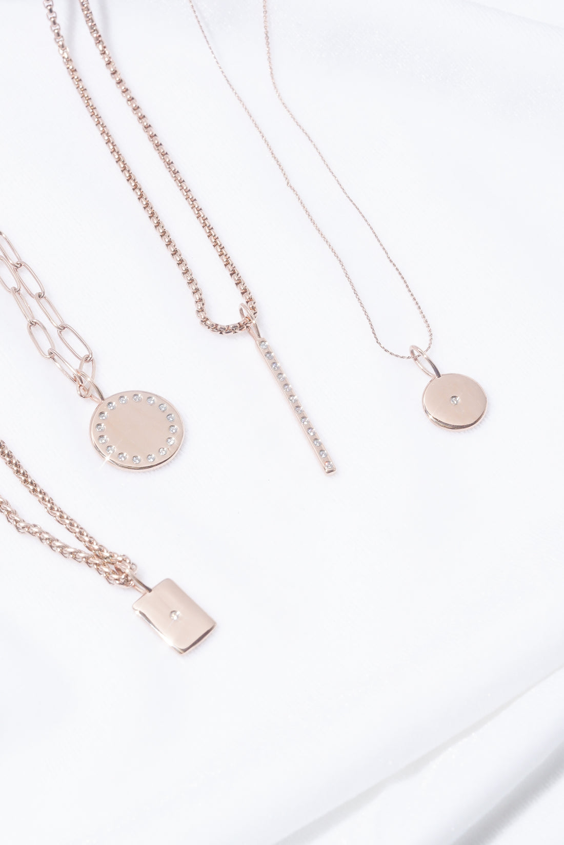 Super Tiny Wave Chain – Ready-Made