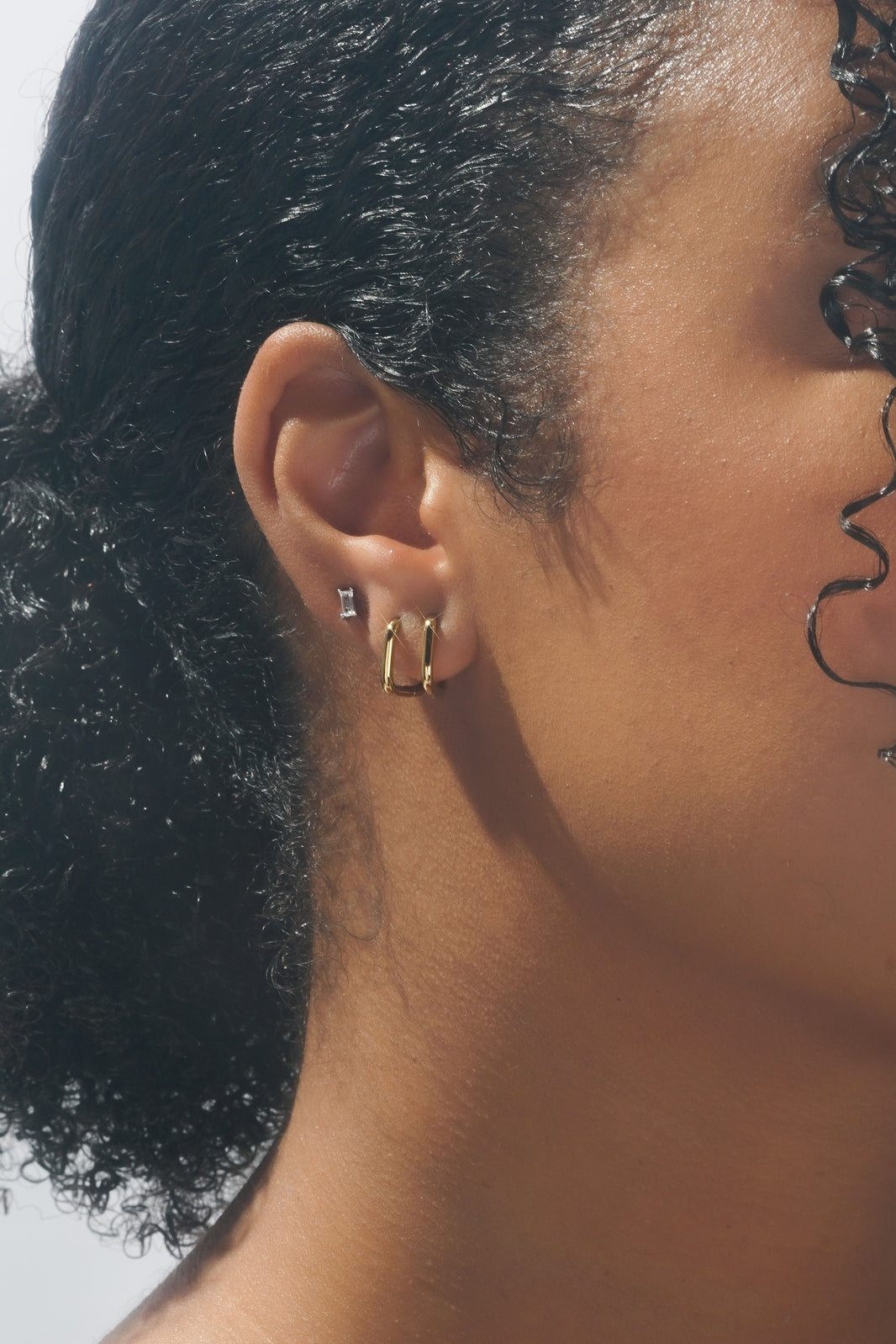 Ready-Made Jewelry - materials and technology driven