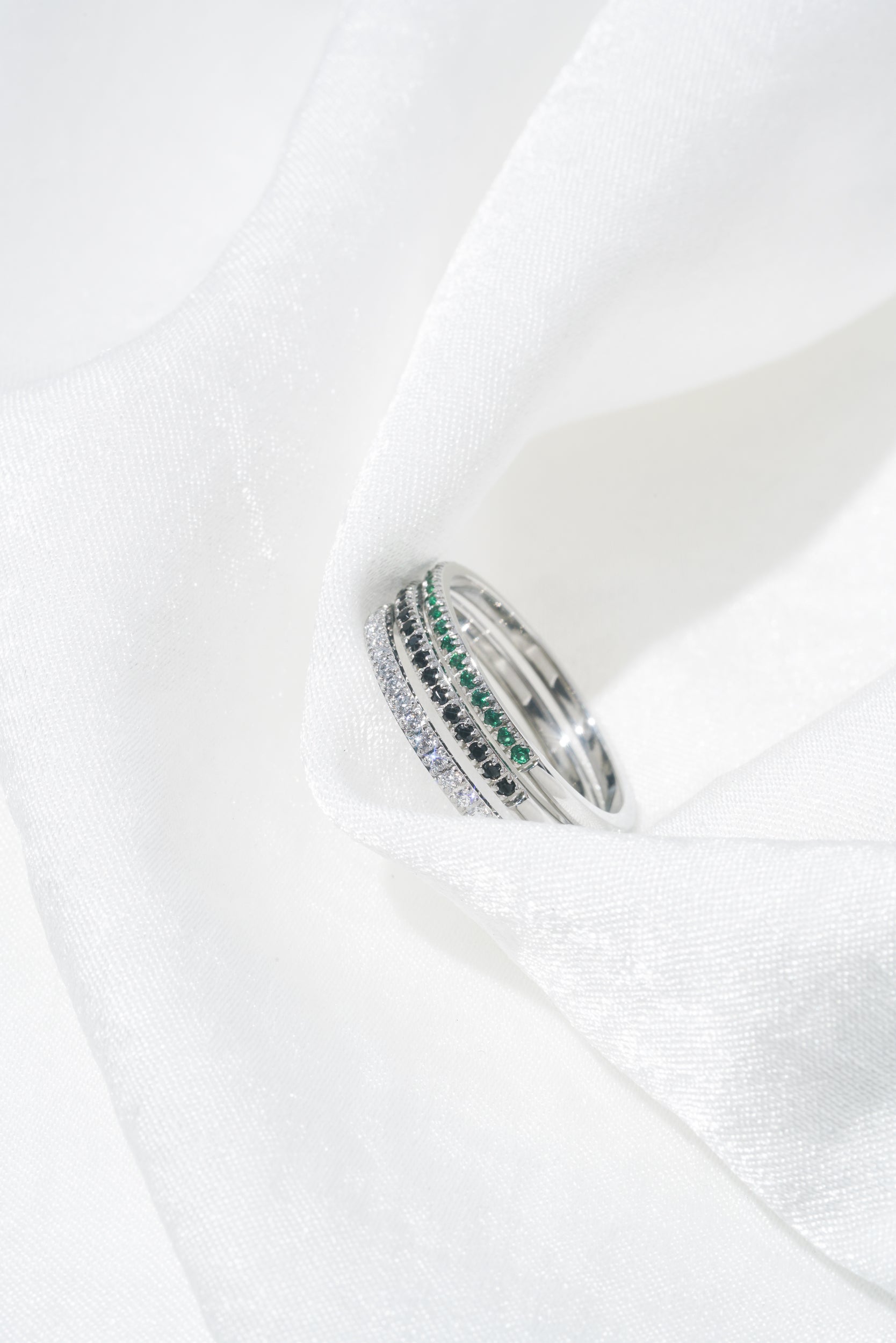 Black Diamante Micro Satellite Ring – Ready-Made