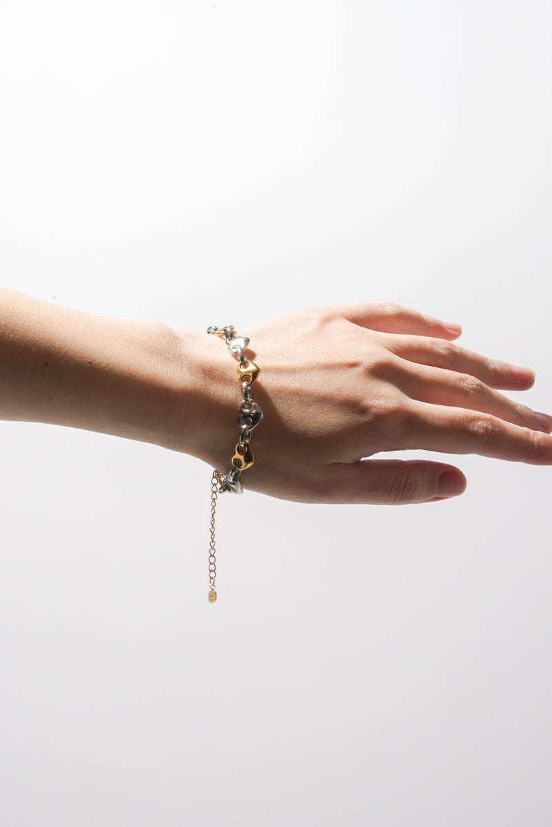 Pluto's Heart Bracelet – Ready-Made