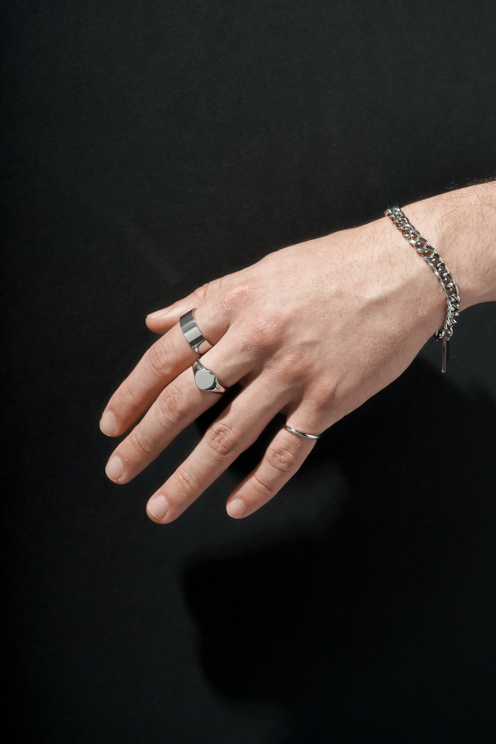 Saturn Thin Ring – Ready-Made