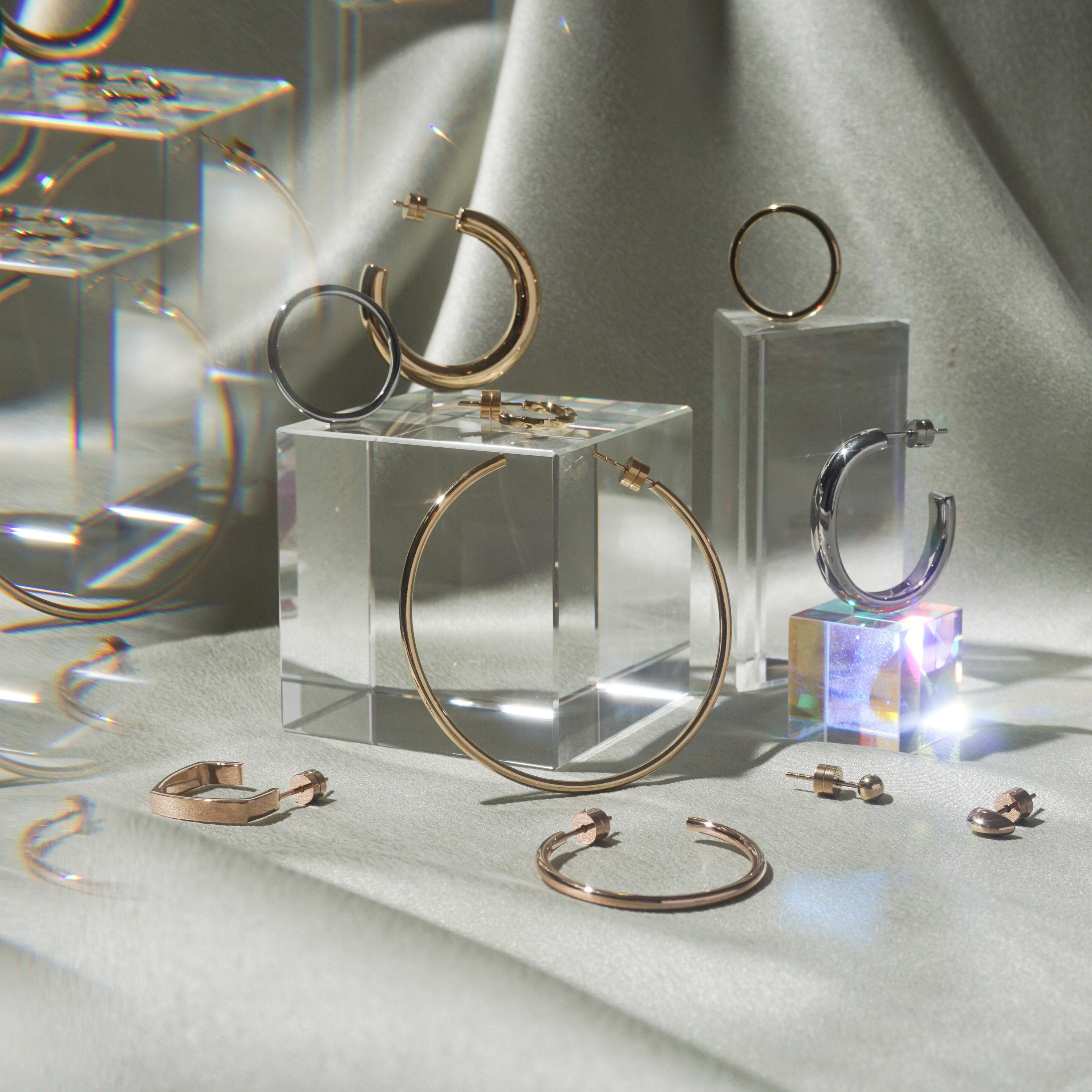 Saturn Thin Ring – Ready-Made